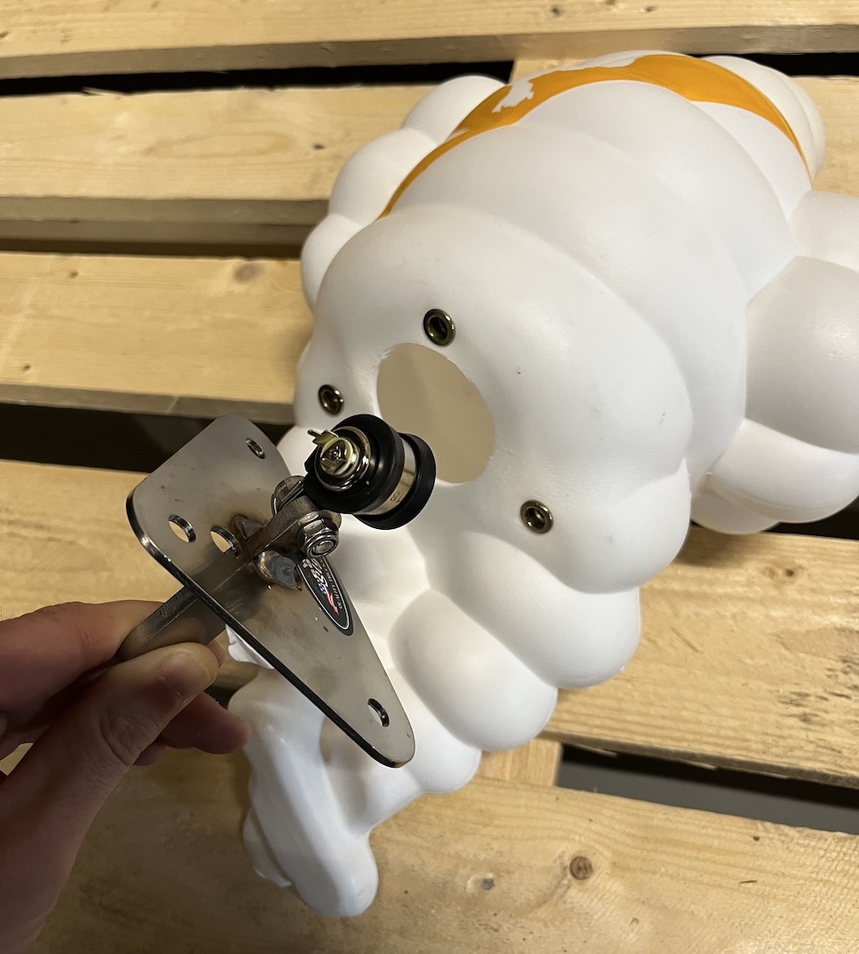 Support Bibendum Michelin inoxydable avec raccord BA15 - Go-in-Style.nl