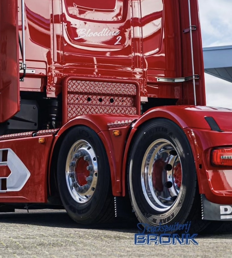 Set strings for the new generation DAF 6x2 - Go-in-Style.nl