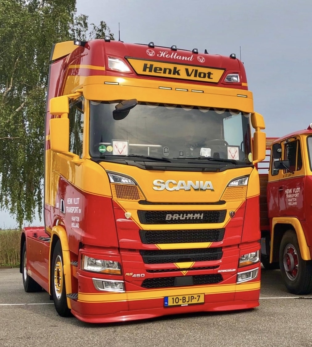 Solarguard splitter Scania NG low bumper type 2 - Go-in-Style.nl