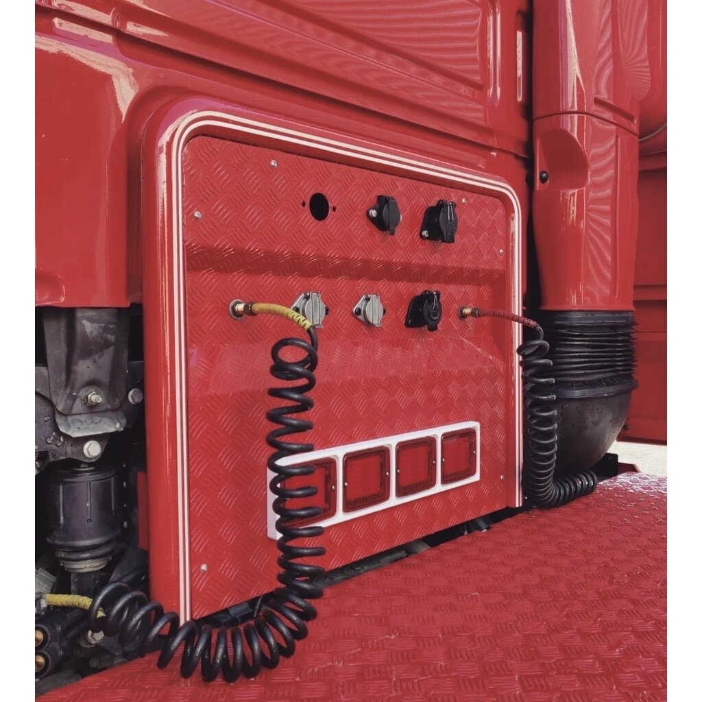 Omnius slim taillight Frame for 4x LED taillight - Go-in-Style.nl