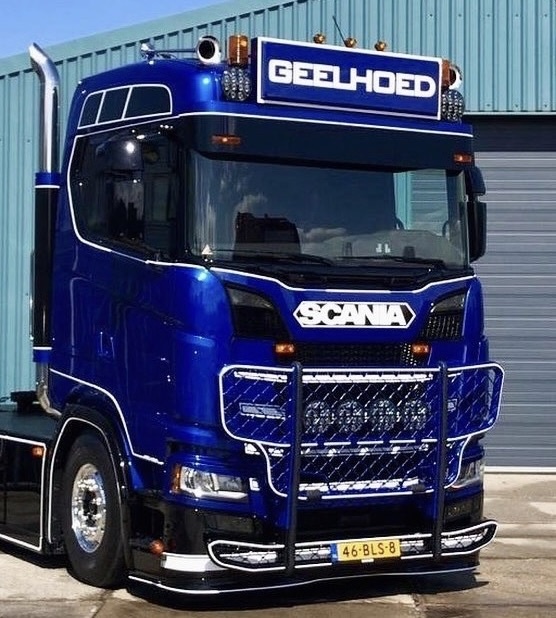 Solarguard splitter Scania NG low bumper type 3 - Go-in-Style.nl