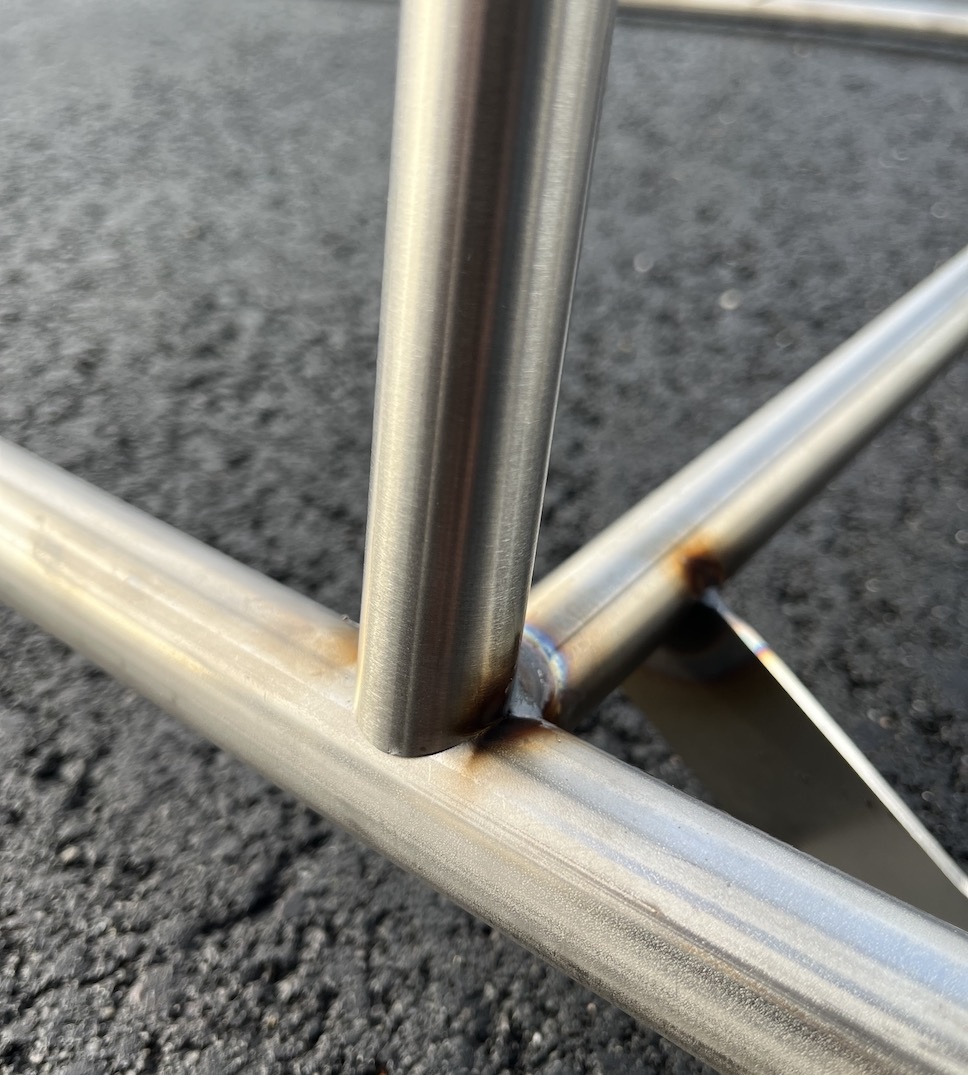 Turbo Truckparts roof rack Scania NG stainless steel - Go-in-Style.nl