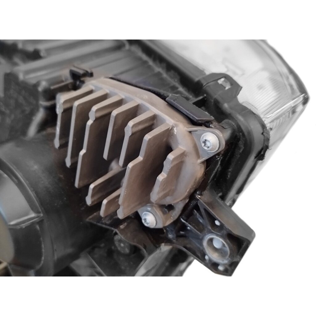 Amber Daytime running lights Mercedes Actros - Go-in-Style.nl