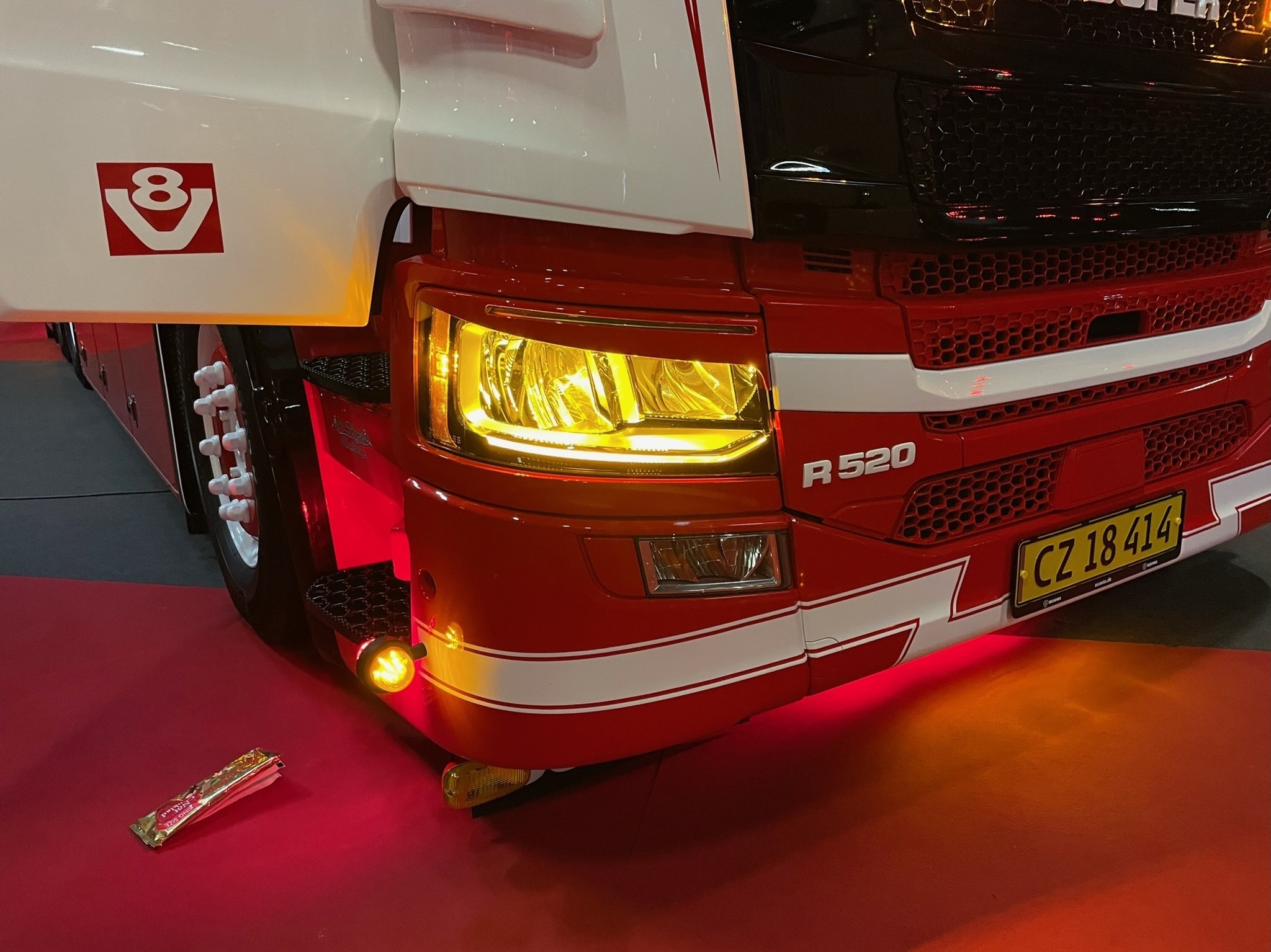 LED position light Headlight Scania R/S - Go-in-Style.nl