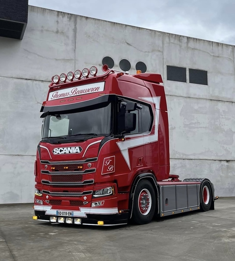 Top lamp Scania 2 series red/orange - Go-in-Style.nl