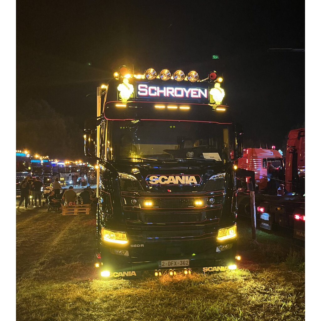 Solarguard Sun visor Scania NG with line - Go-in-Style.nl