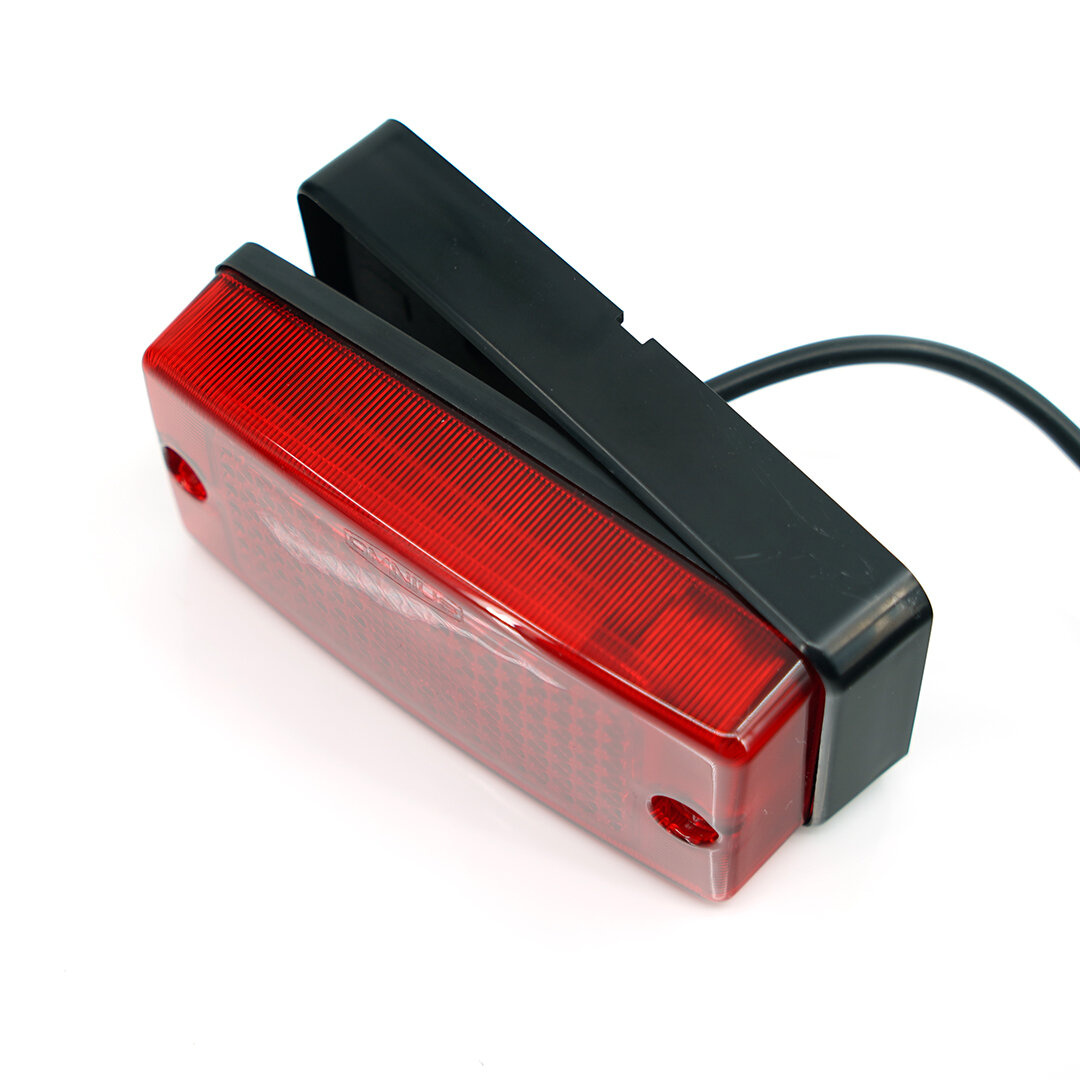 Omnius LED side marker lamp - elevated frame - Go-in-Style.nl