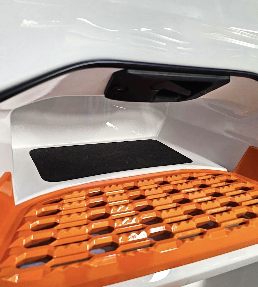 Solarguard step extender DAF XG/XG+ incl. lighting - Go-in-Style.nl