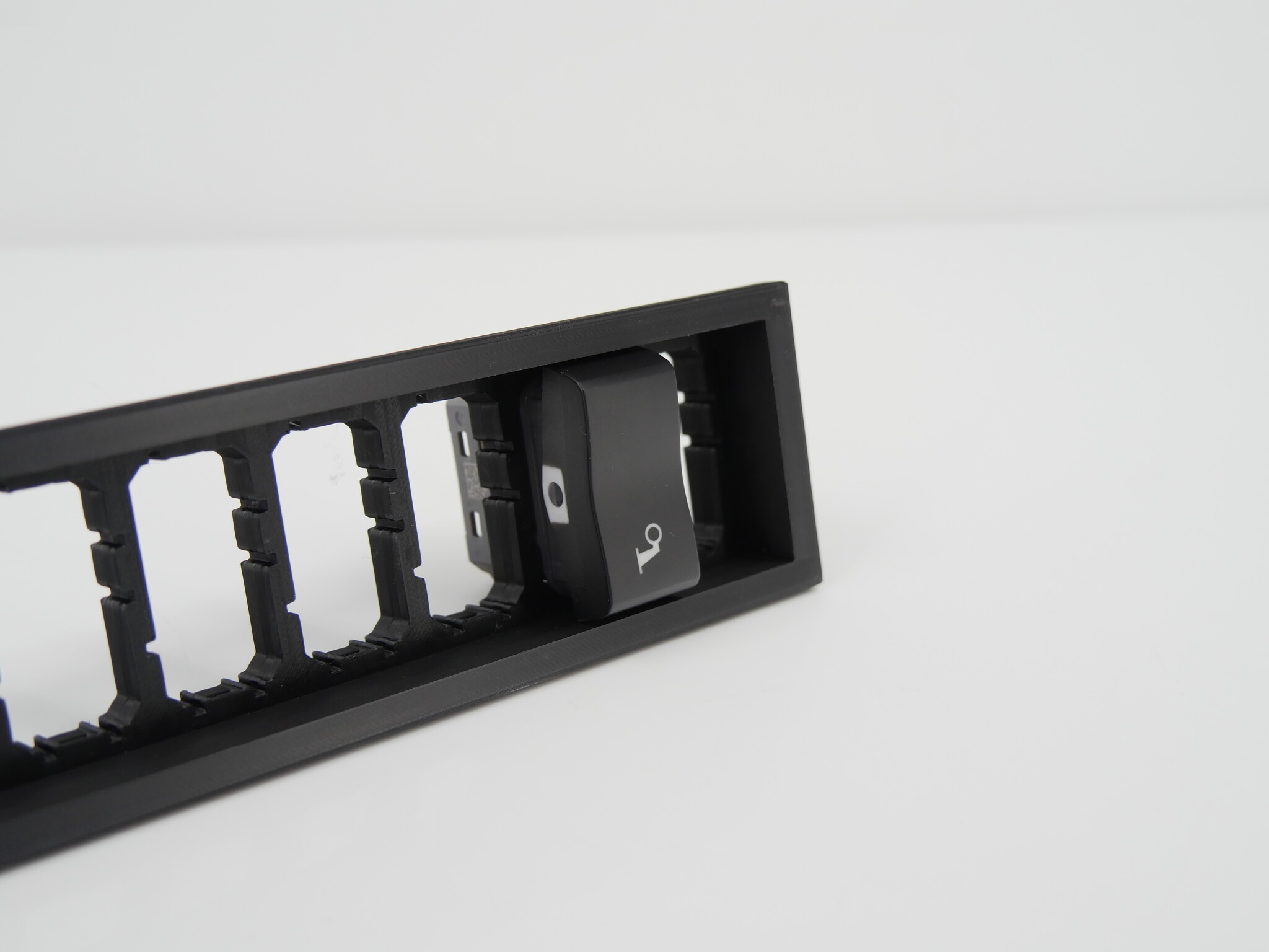 Roka Scania NextGen switch panel - Go-in-Style.nl