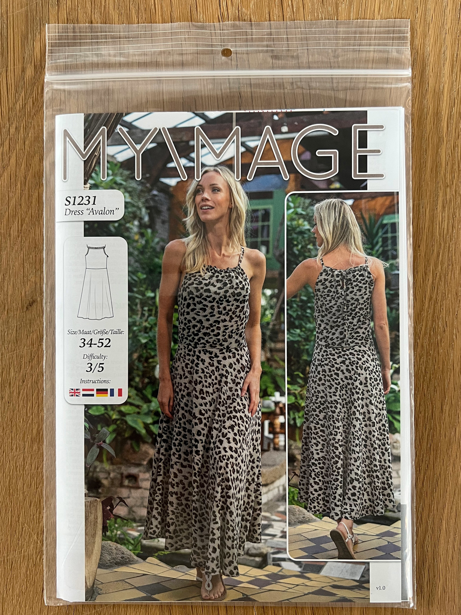 S1231 Robe Avalon patron papier - Made by Oranges