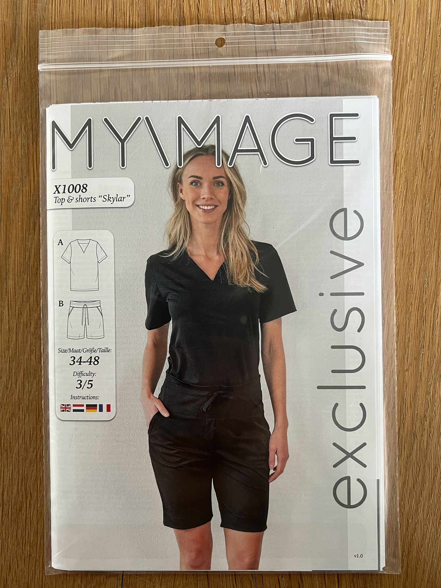 X1008 Top & shorts Skylar patron papier - Made by Oranges