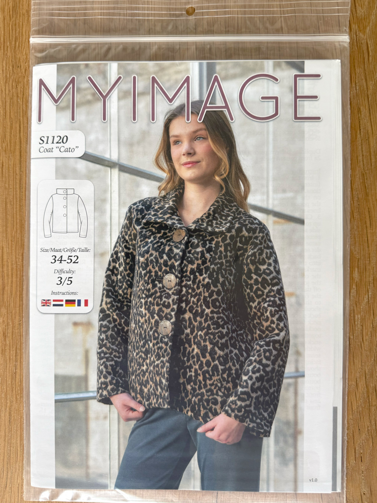 S1120 Coat Cato paper pattern - Made by Oranges