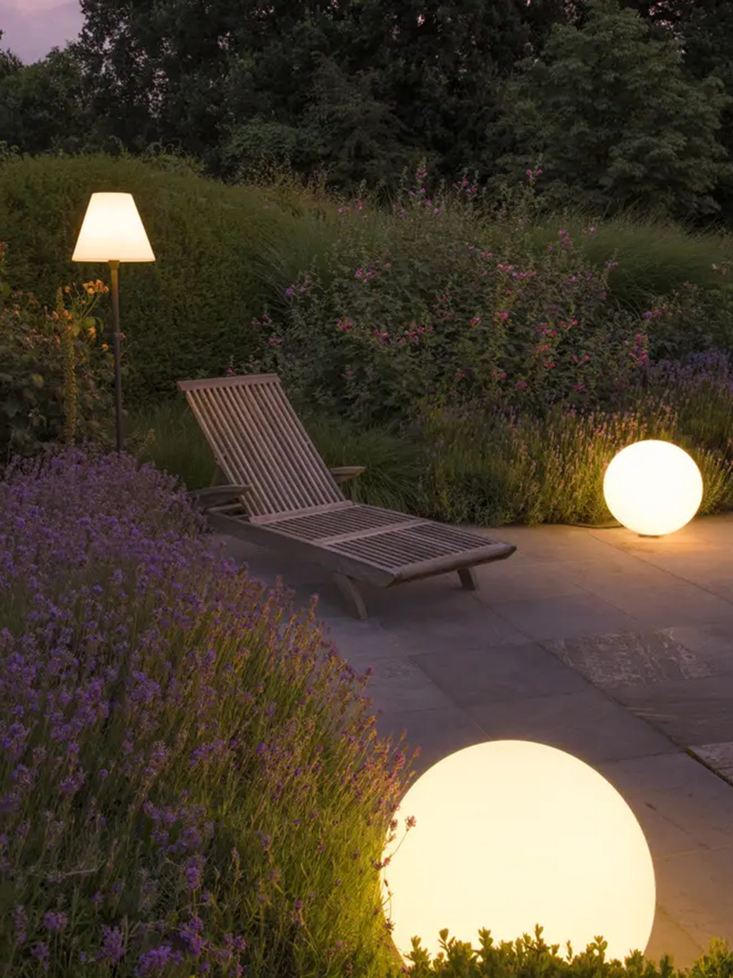 Schemerlamp Buiten - 180 cm hoog - Meer sfeer op je terras of balkon ...