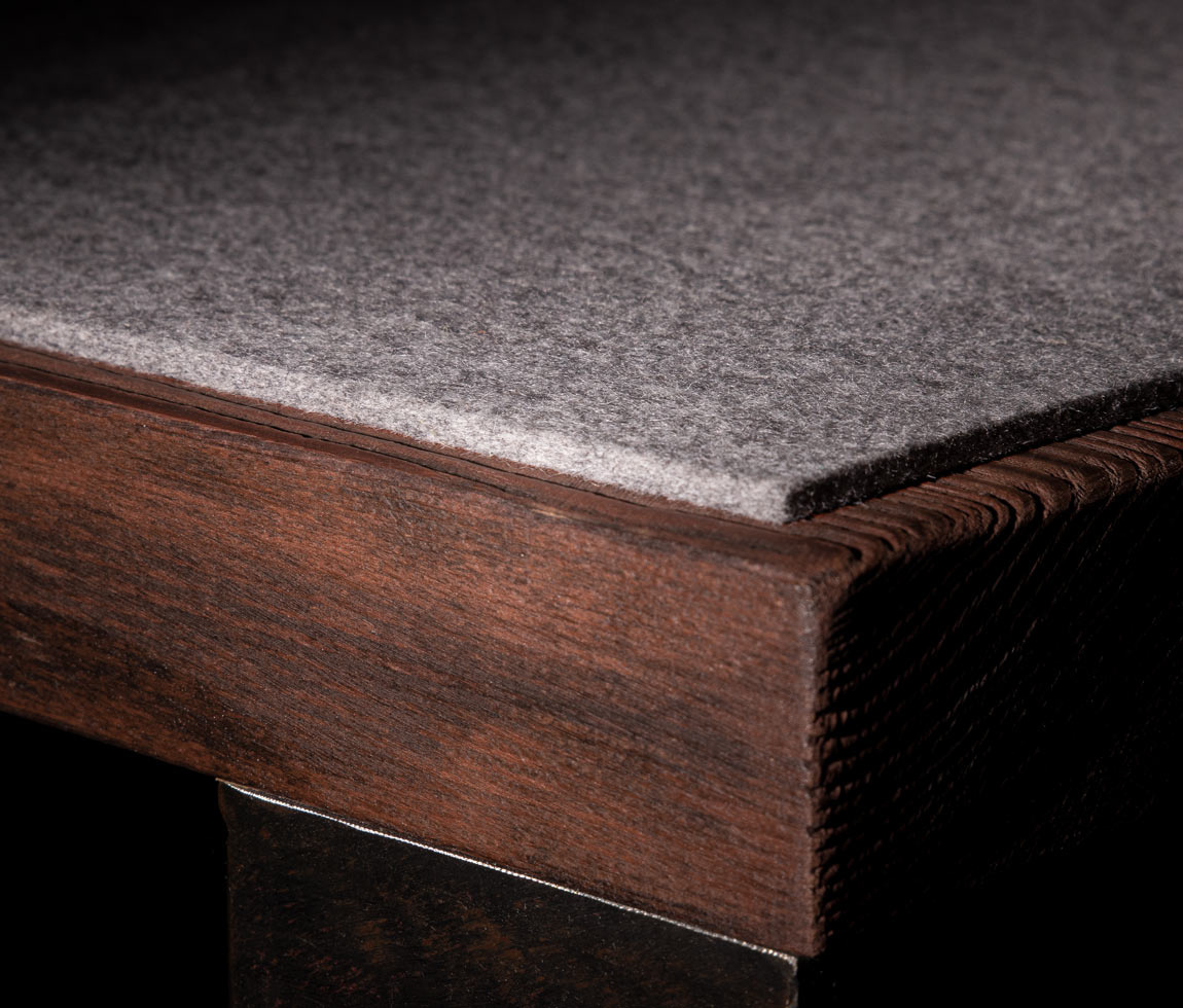 Benchtop felt seat pad made to measure - werktat