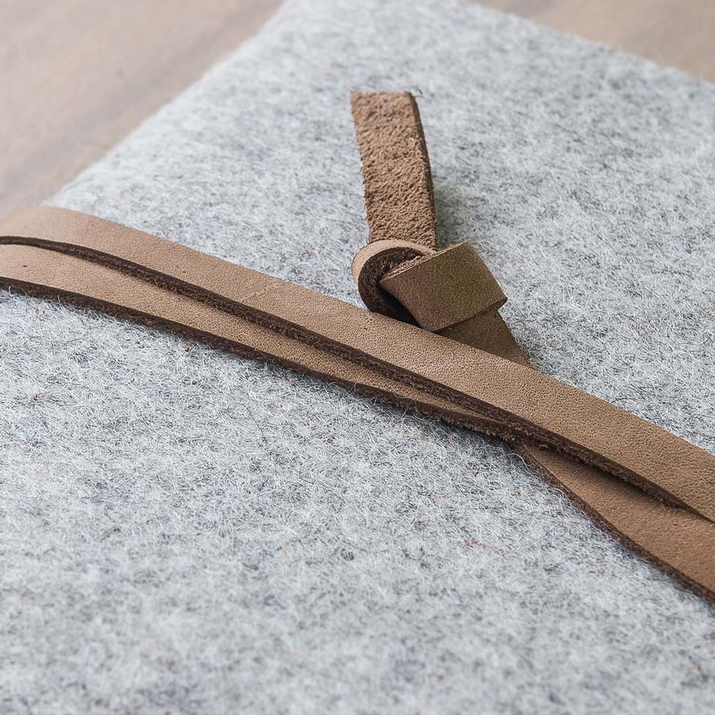 notebook felt with leather band - werktat