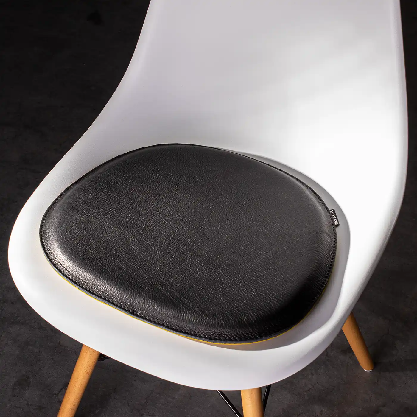 Seat cushion leather suitable for Eames Chair with felt - werktat