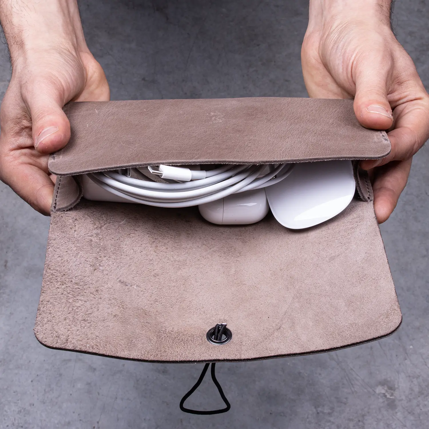 power supply pocket leather - werktat