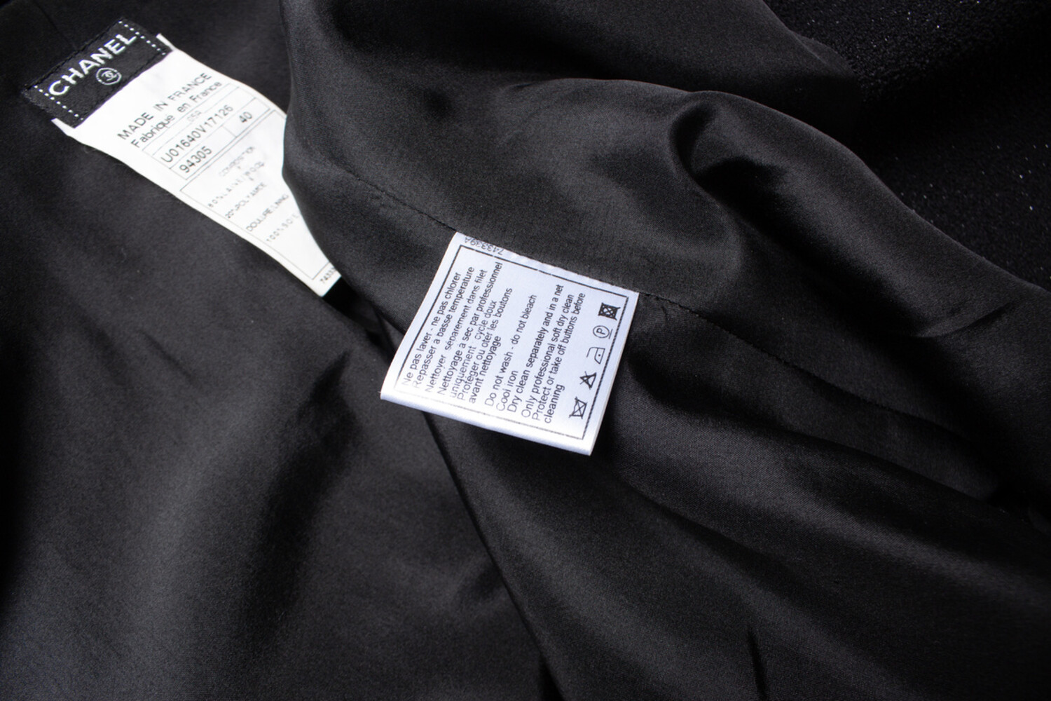 Chanel, Little black jacket with fringe trim - Unique Chanel, Little black jacket with fringe trim - Unique
