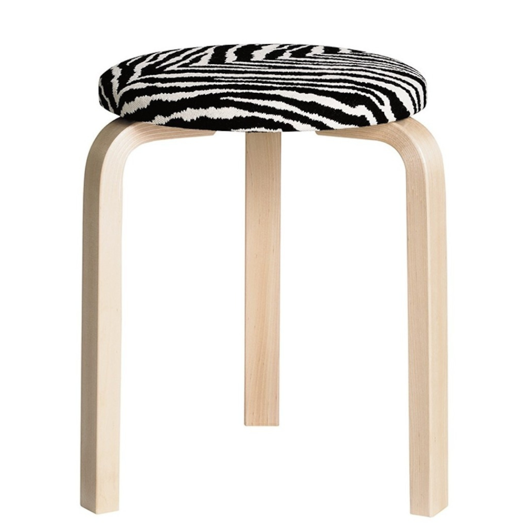 Artek - Stool 60 berken, stof zebra - Nordic New