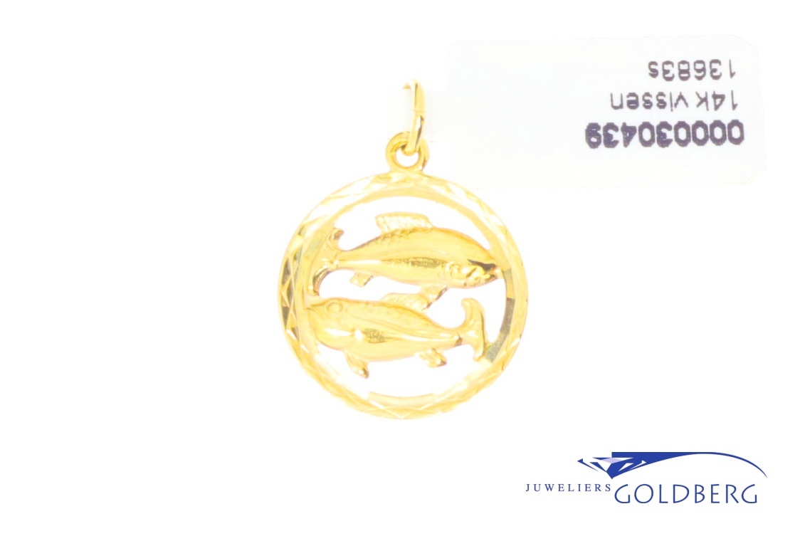14k gold vintage fish pendant - Goldberg